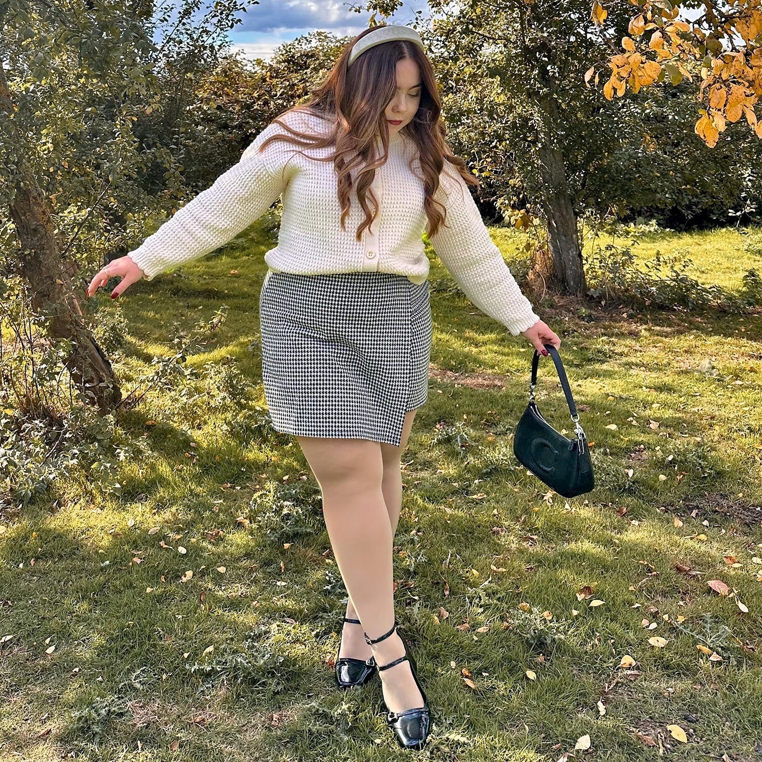 Neutral Tights for Every Body | Find Your Shade | Snag – Snag Canada